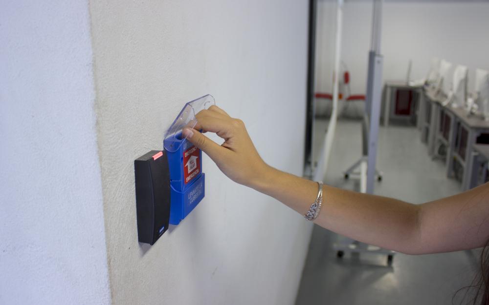 Edificio de posgrados cuenta con sistema para activación de alarma ...