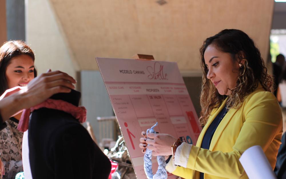 Expo Diseña Emprende del CUAAD llega a su 31 edición | Centro ...